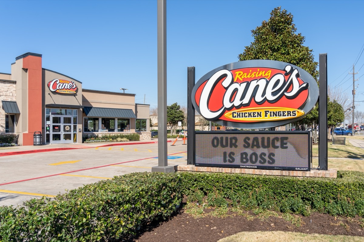 5 Fast-Food Chains Dietitians Avoid at All Costs