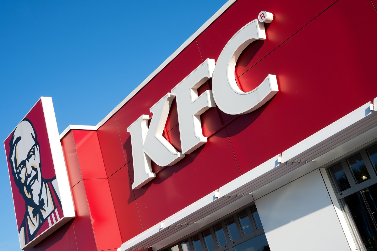 5 Fast-Food Chains Cutting Back on Locations Right Now — Eat This Not That