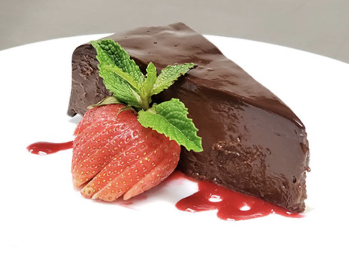 7 Steakhouse Chains Where the Desserts Steal the Show