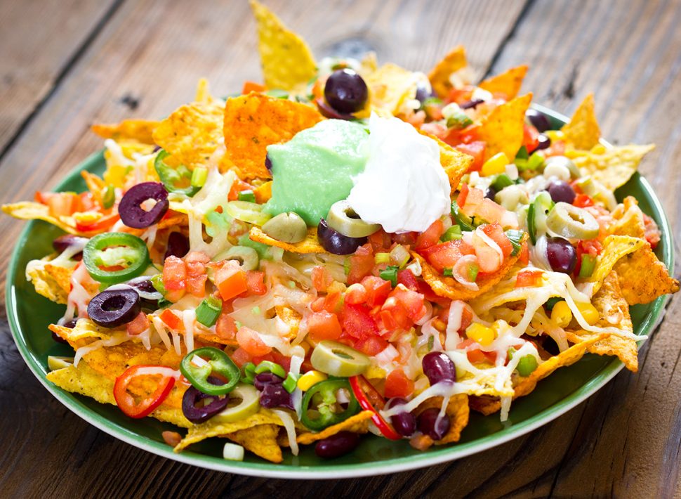 6 Fast-Food Restaurants That Serve the Best Nachos Ranked