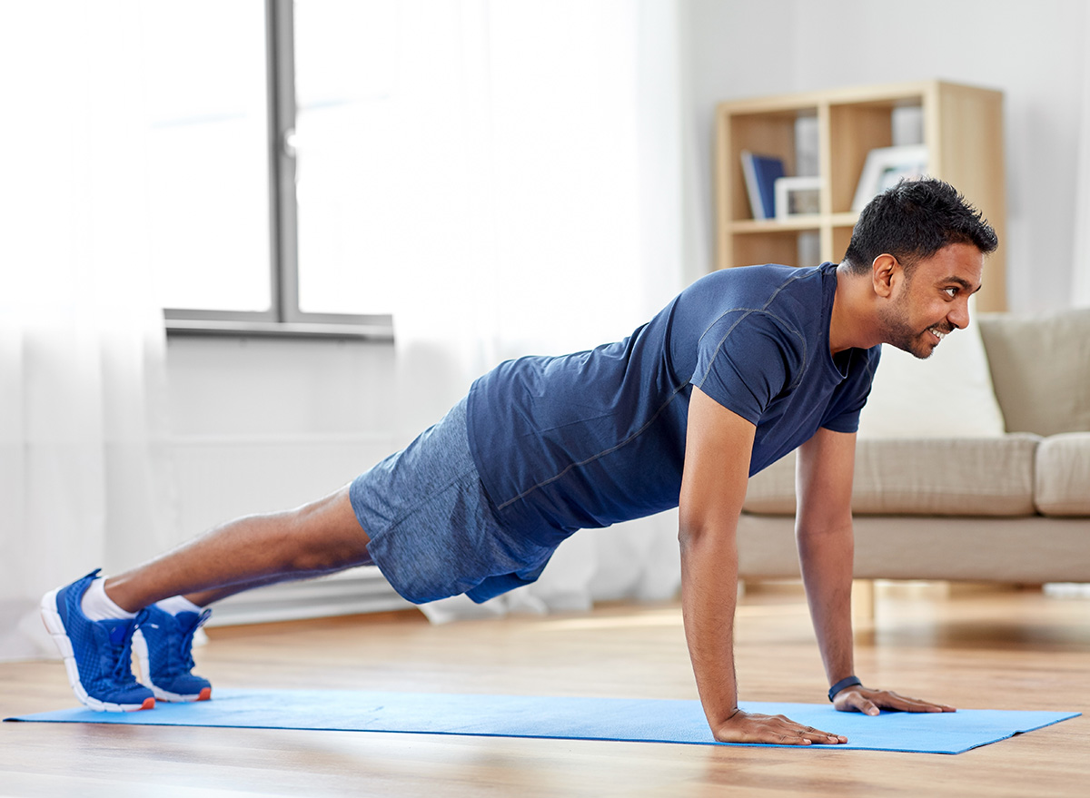 If You Can Hold This Plank for 60 Seconds You’re Stronger Than Most