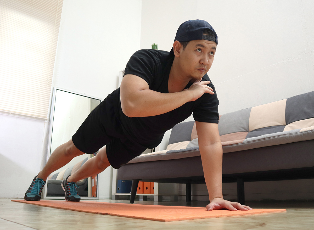 The Best Bodyweight Workout to Burn Fat Faster Than Running