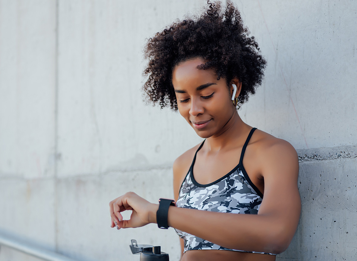 8-Min Morning Bodyweight Routine Builds Strength After 50