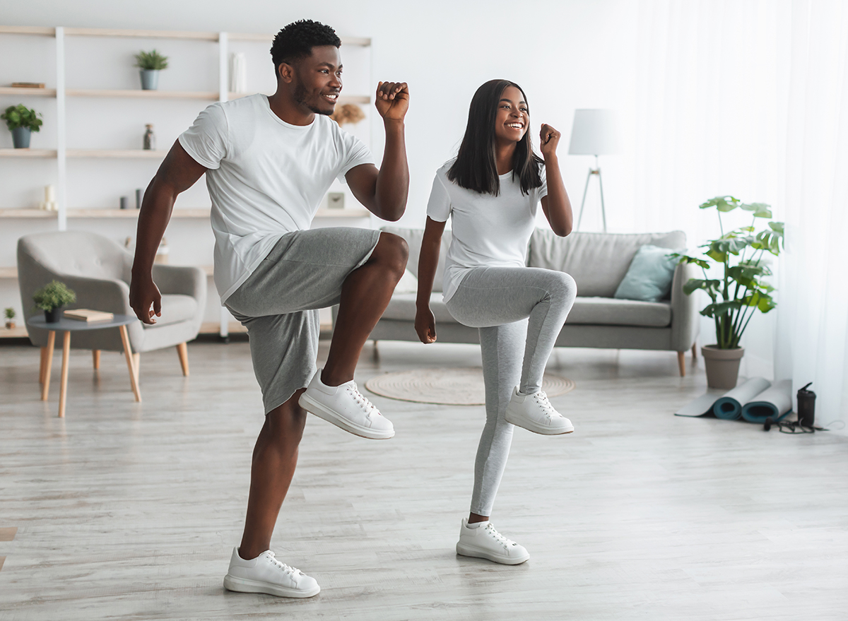 7 Core Exercises That Melt Fat With No Equipment