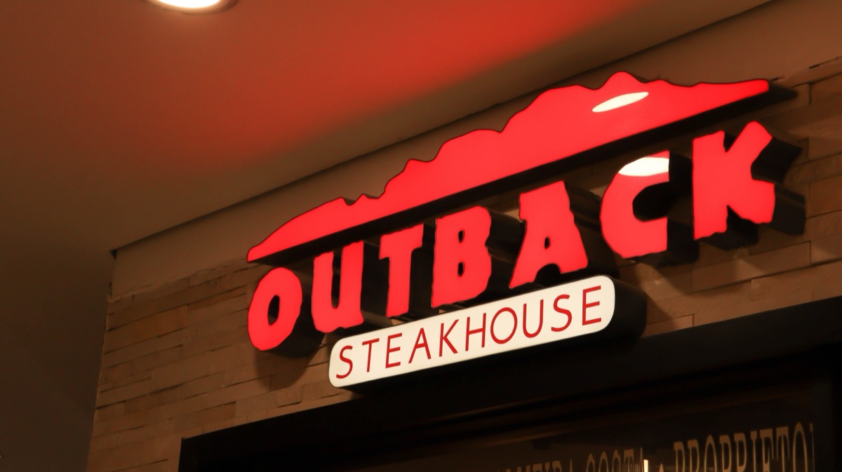 4 Family Restaurant Chains That Americans Aren’t Visiting Anymore