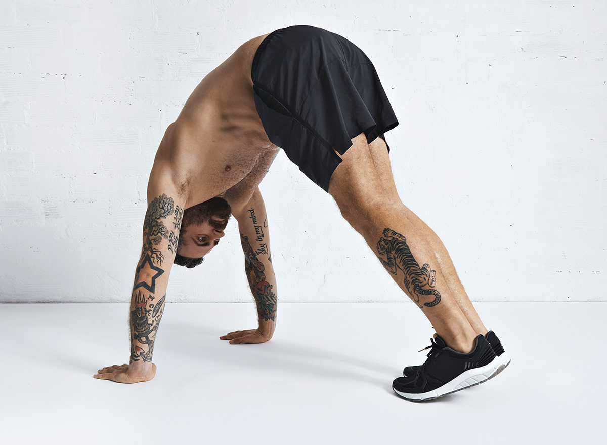 6 Bodyweight Moves That Sculpt Abs Without a Single Crunch