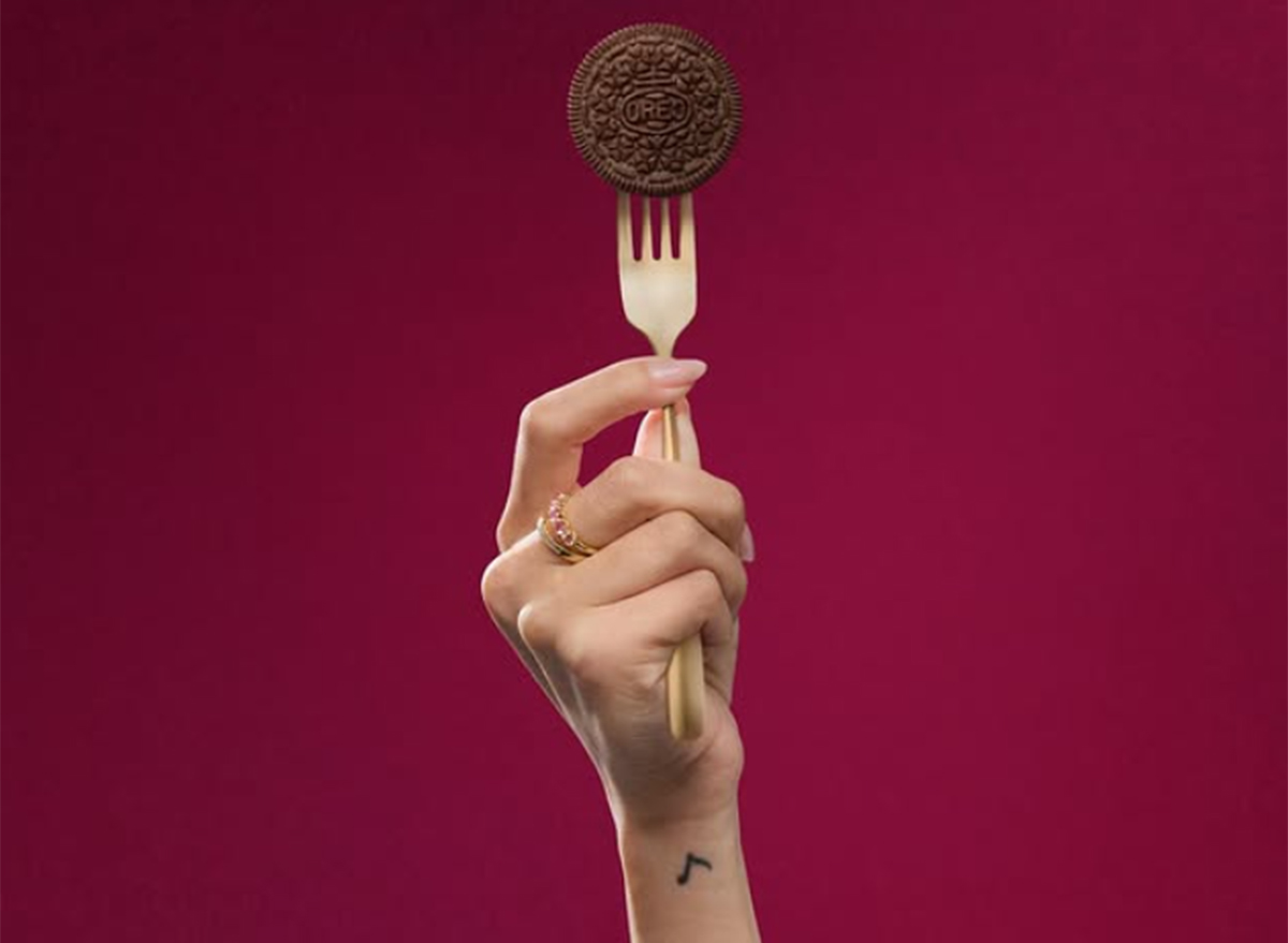 Selena Gomez Just Dropped Her First Oreo Flavor