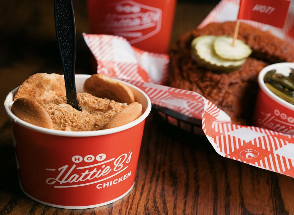 7 Chicken Chains Americans Are Flocking To Right Now