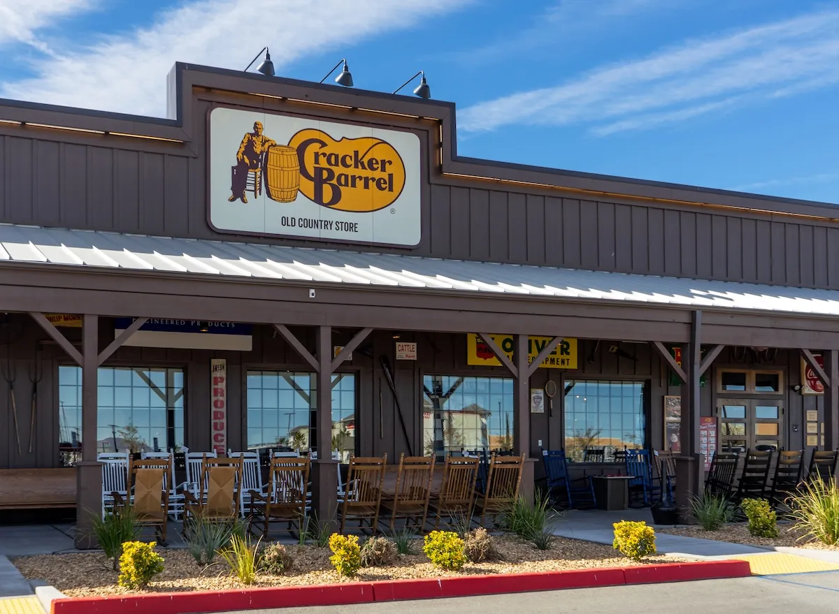 5 Restaurant Chains That Use Real Butter in Everything