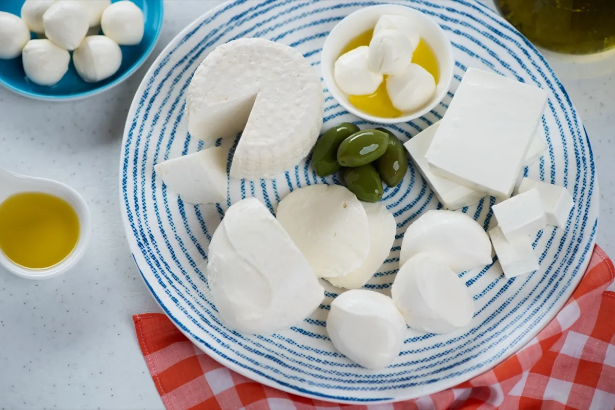 7 Best Cheeses You Can Eat While Losing Belly Fat