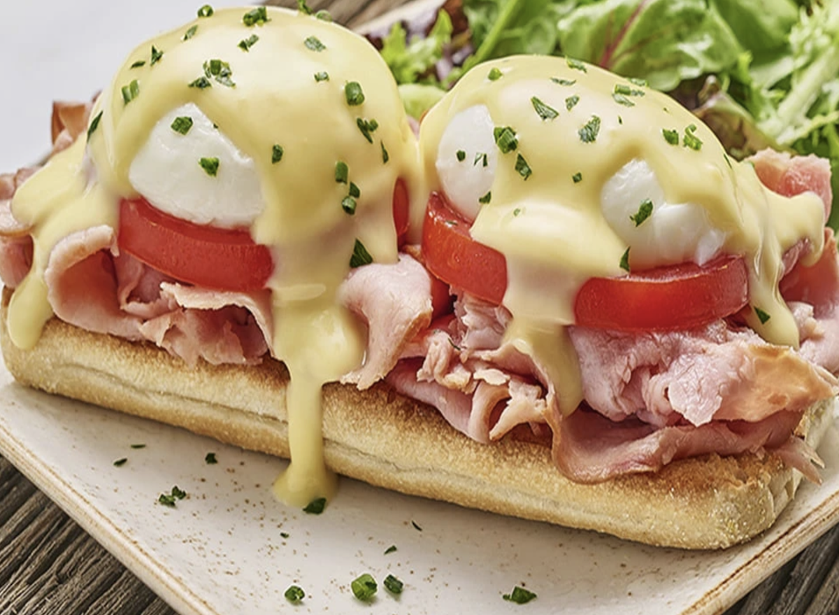 6 Breakfast Chains That Serve the Best Eggs