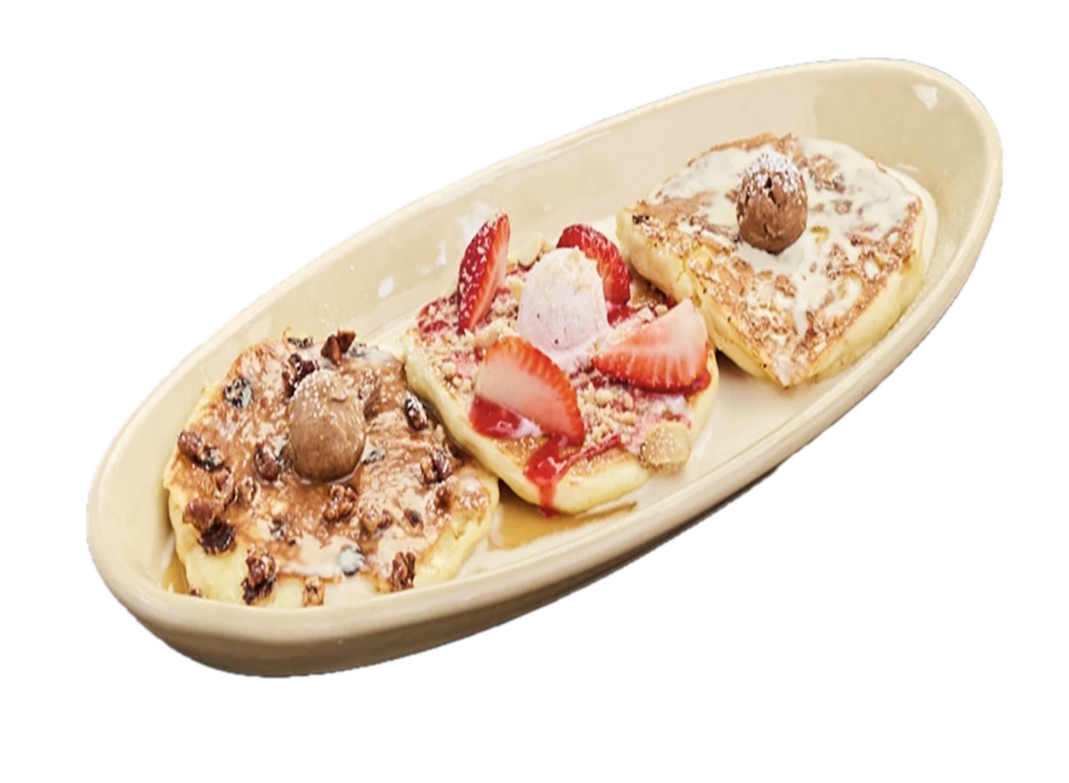 6 Breakfast Chains That Serve the Best Pancakes