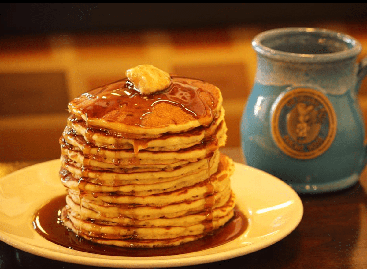 6 Breakfast Chains That Serve the Best Pancakes