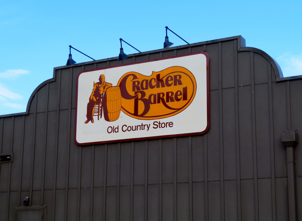 7 Restaurant Chains With the Best Complete Thanksgiving Dinners