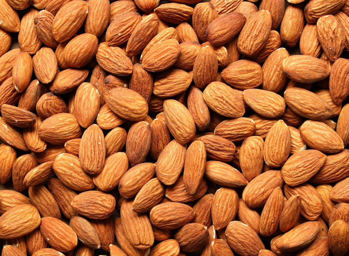 20 High-Protein Snacks That Crush Cravings Instantly