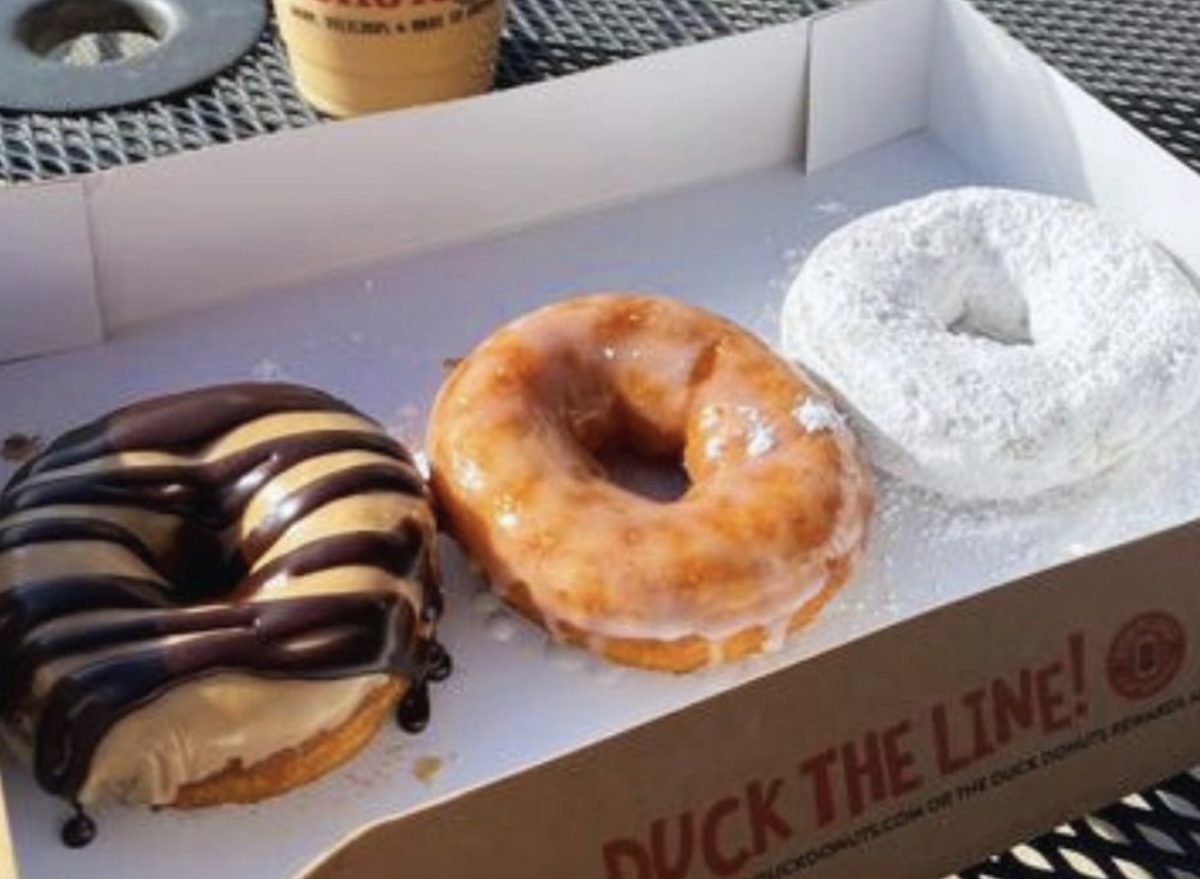 6 Donut Chains That Serve the Best Glazed Donuts