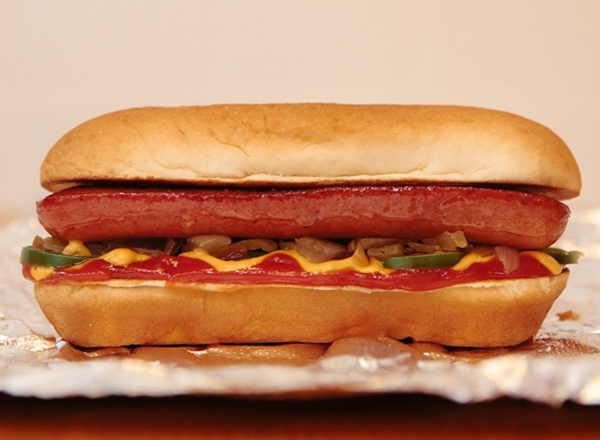 7 Restaurant Chains With the Best Hot Dogs