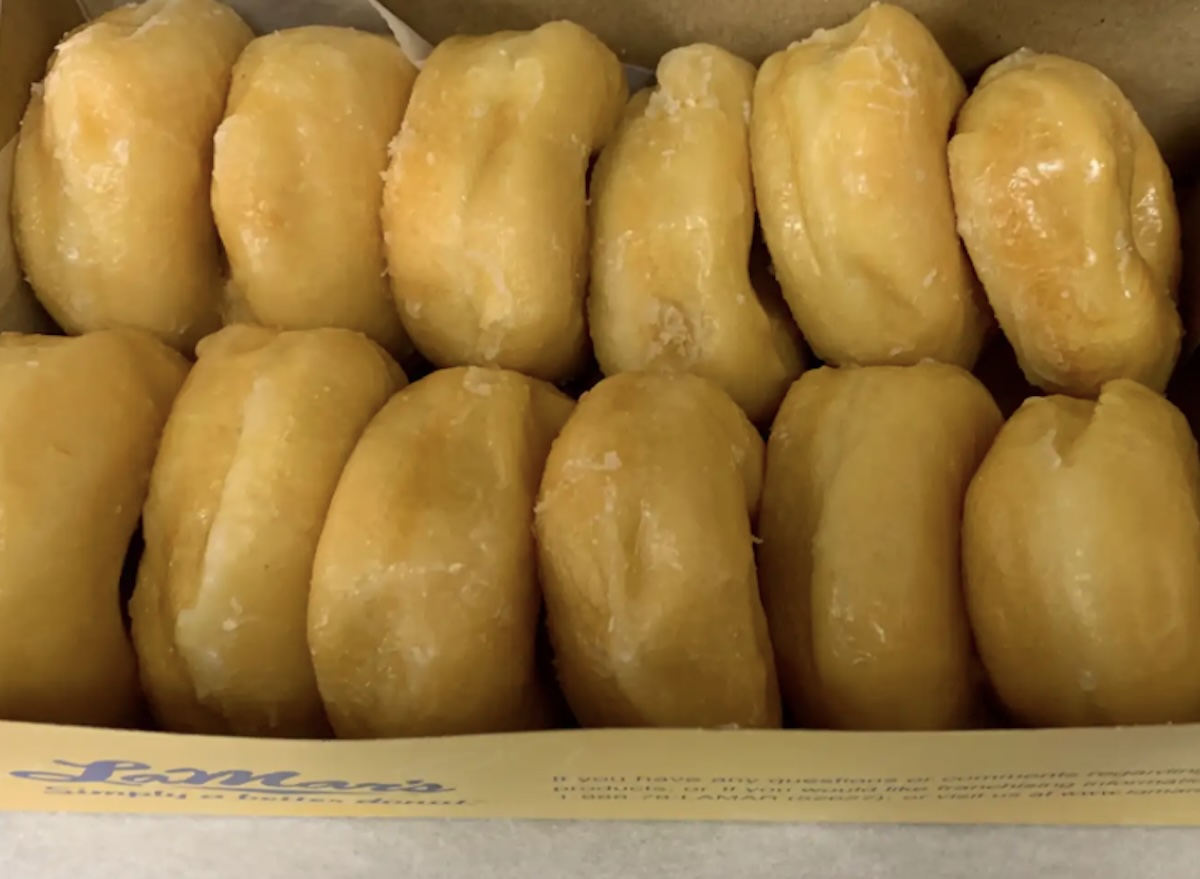 6 Donut Chains That Serve the Best Glazed Donuts