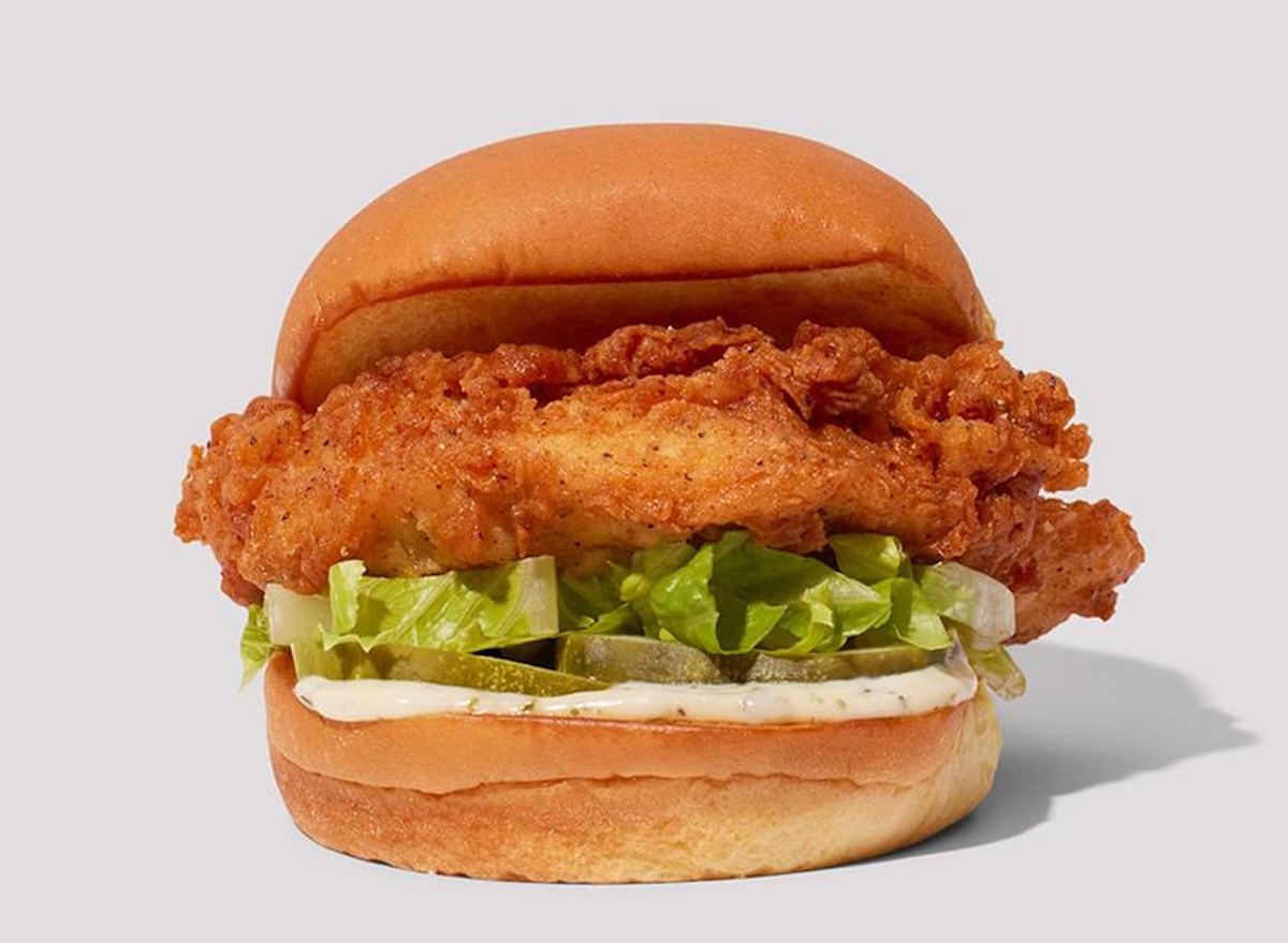 5 Restaurant Chains With the Best Fried Chicken Sandwiches, According ...