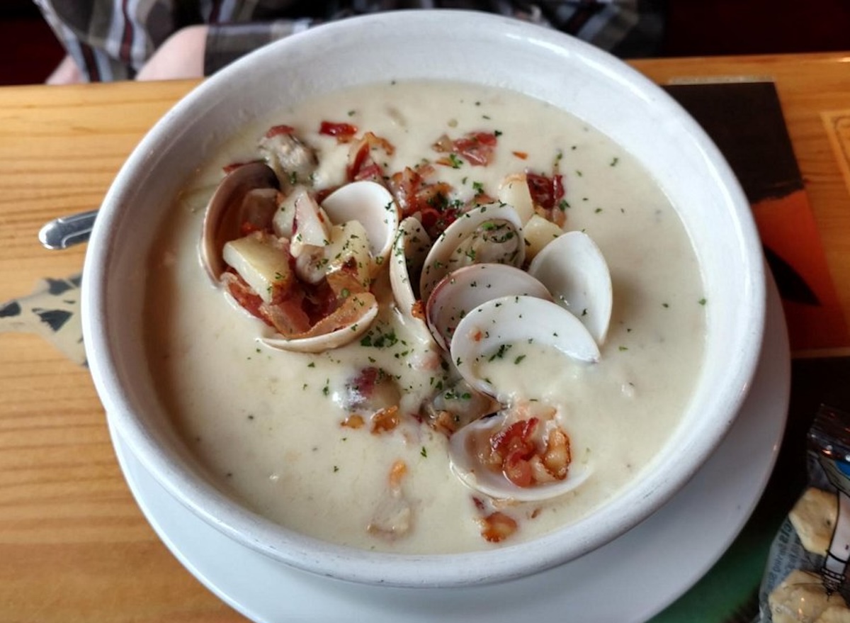 7 Restaurant Chains With the Best Clam Chowder