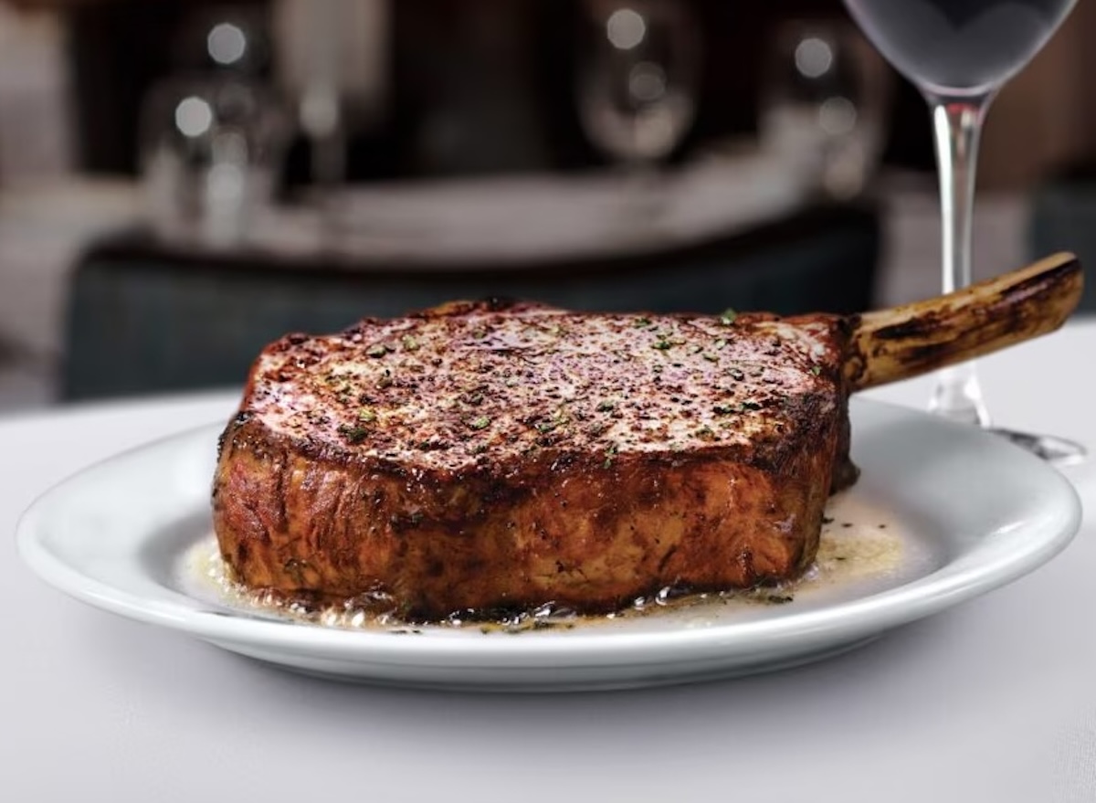 7 Restaurant Chains With the Best Ribeye Steaks