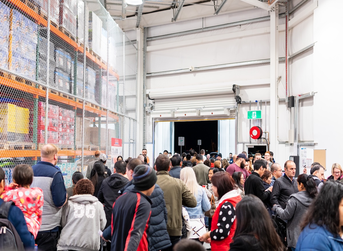 6 Costco Aisle Habits That Drive Everyone Crazy
