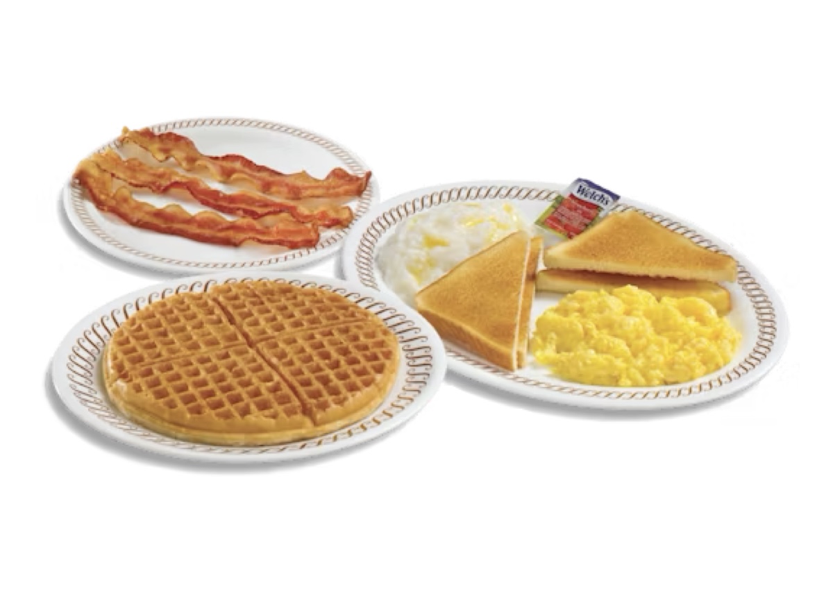 5 Best Orders at Waffle House, According to Chefs