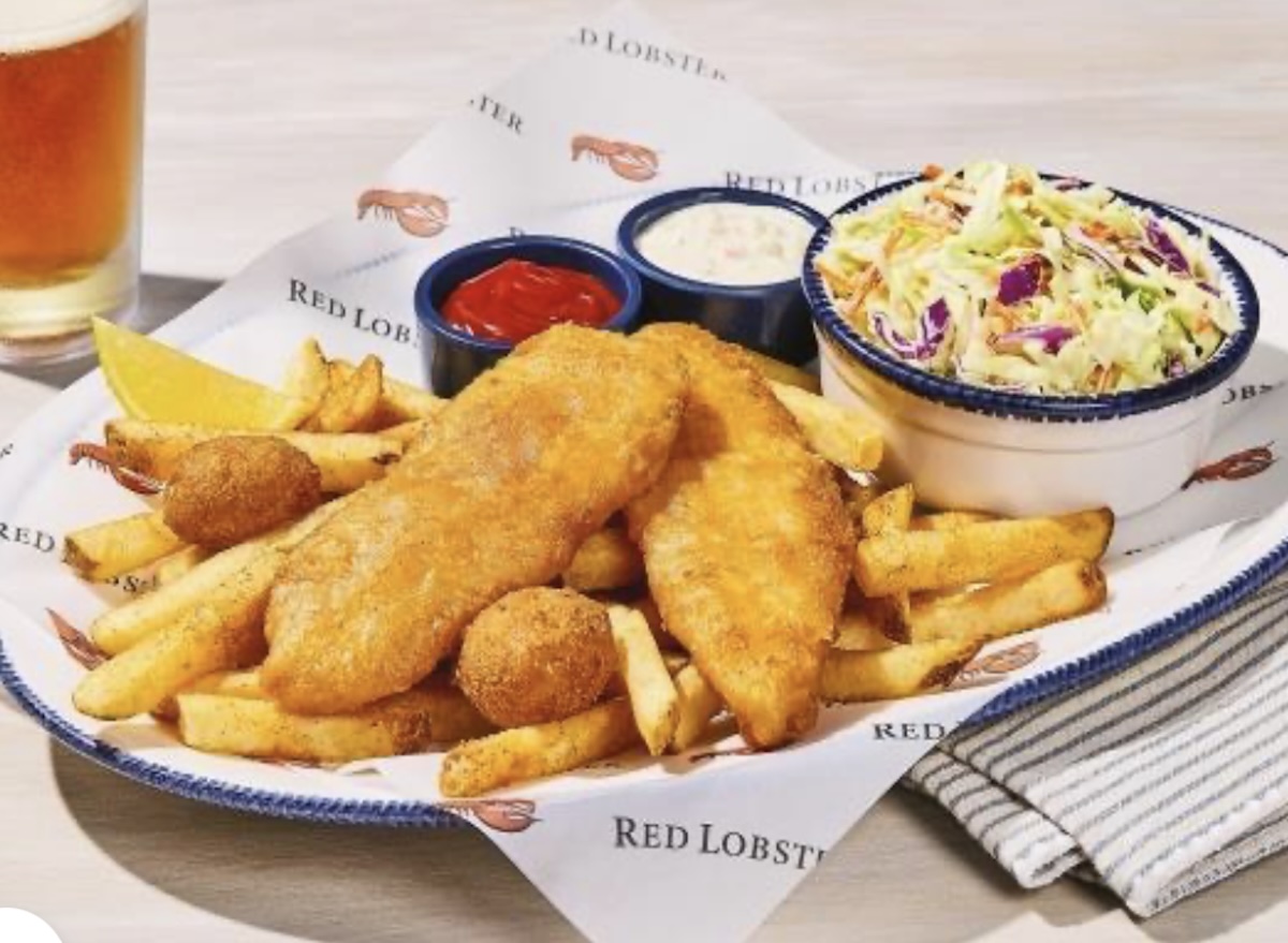 3 Fast-Food Chains Fans Say Have the Best Fried Fish Plates