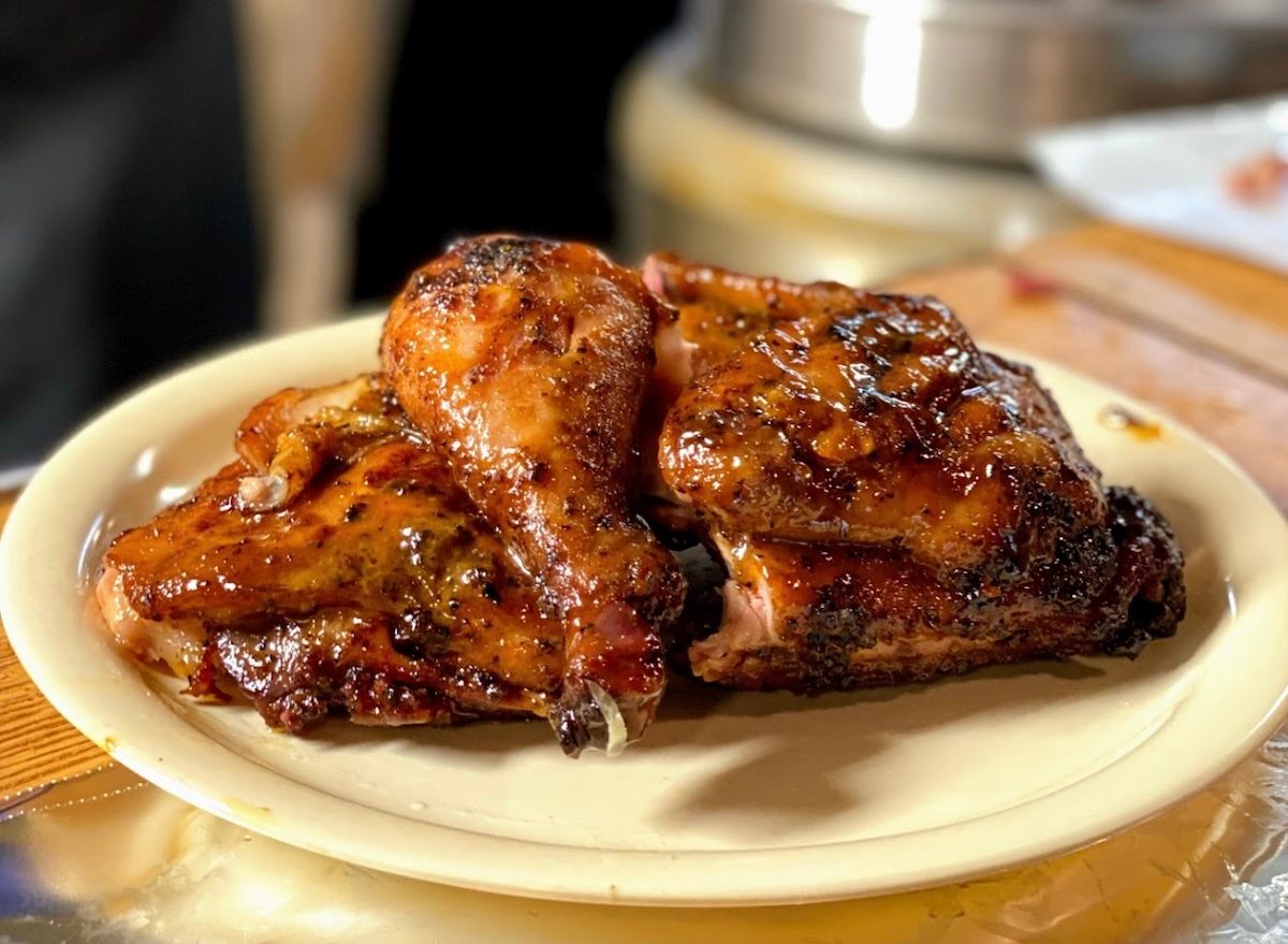 7 Restaurant Chains With the Juiciest BBQ Chicken