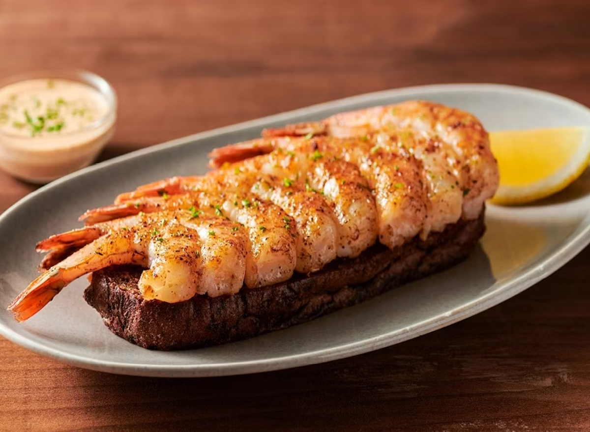 7 Restaurant Chains With the Best Shrimp Dishes