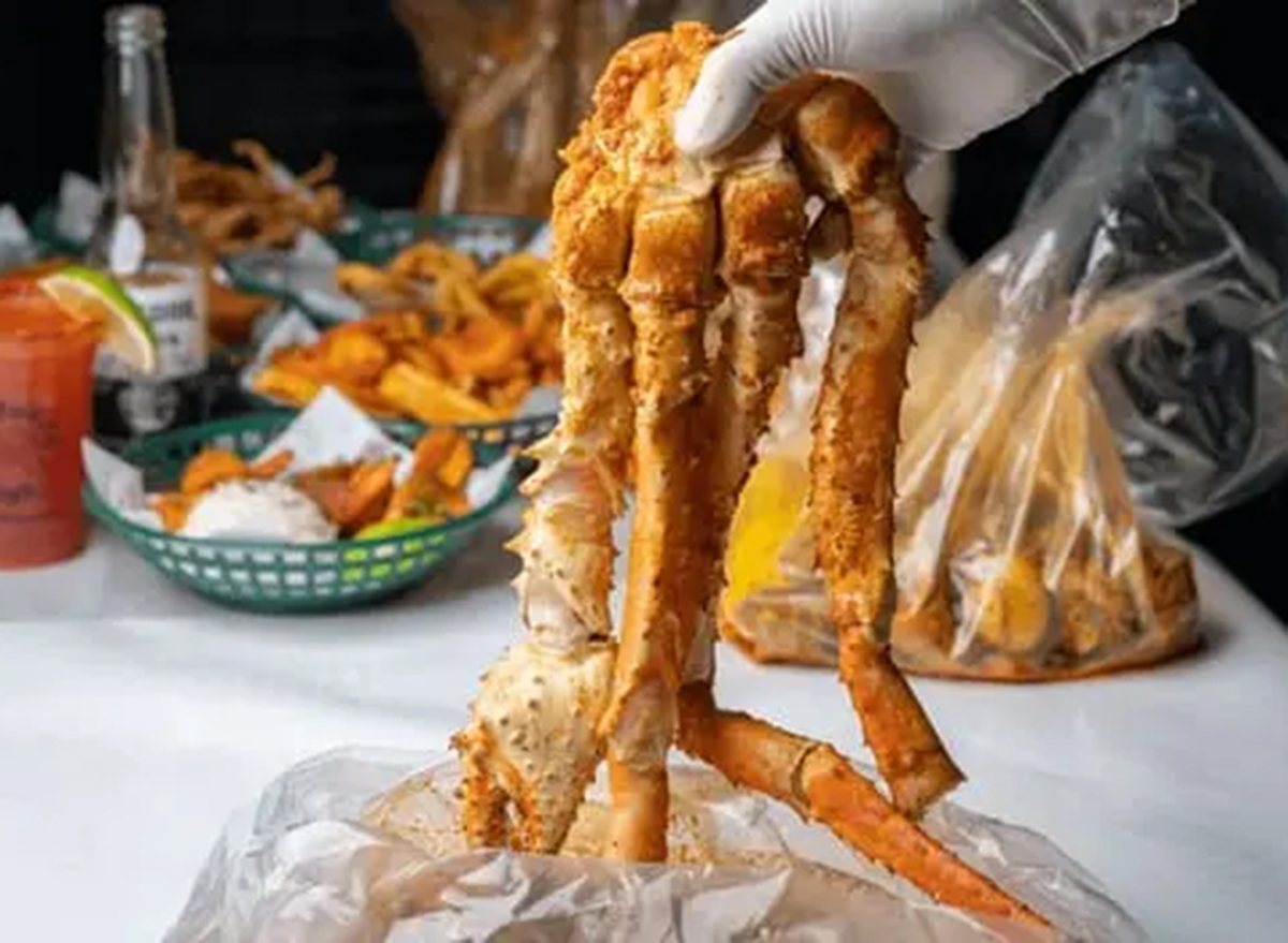 7 Restaurant Chains With the Best Crab Legs