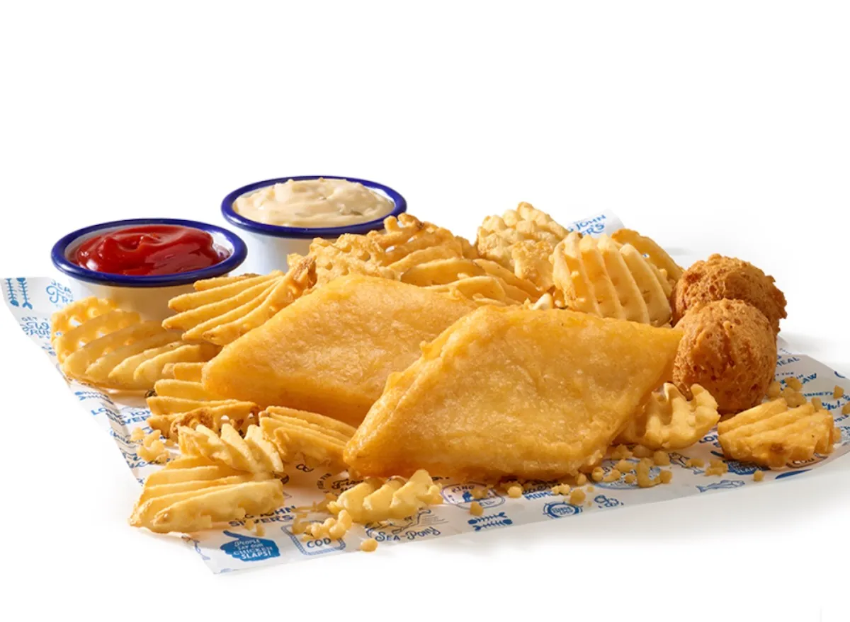5 Restaurant Chains With the Best Fried Fish Baskets, According to Chefs