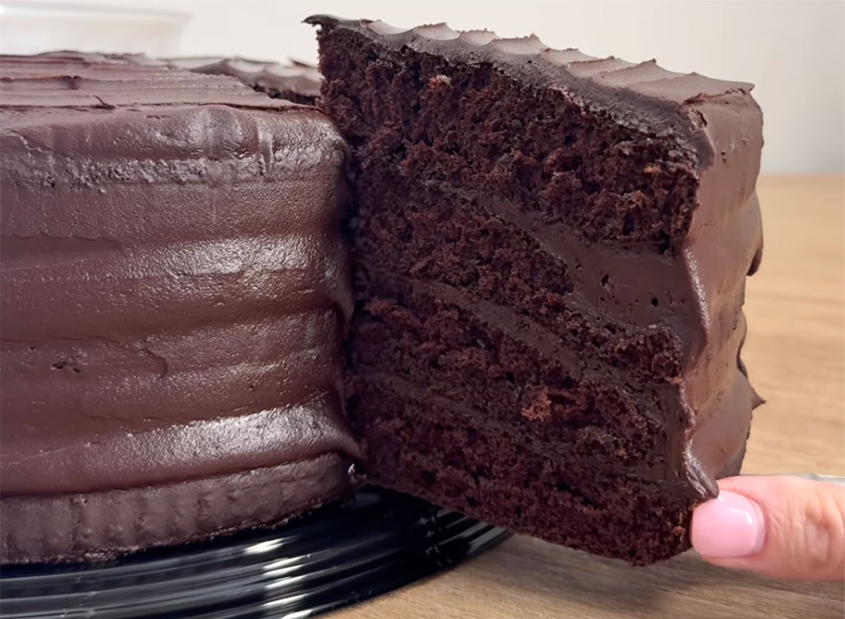 Costco Shoppers Can’t Stop Talking About This Massive New Bakery Dessert