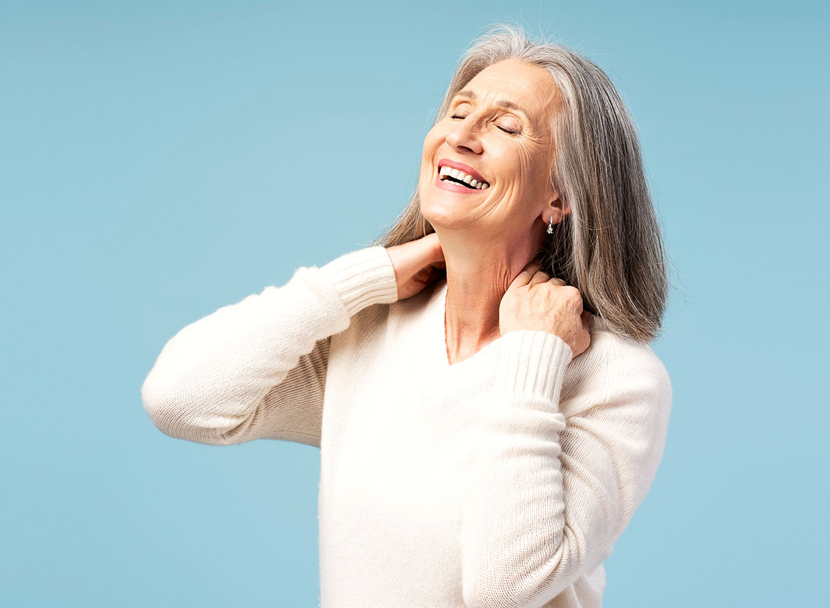4 Neck Exercises To Firm Your Neck in 30 Days After 50