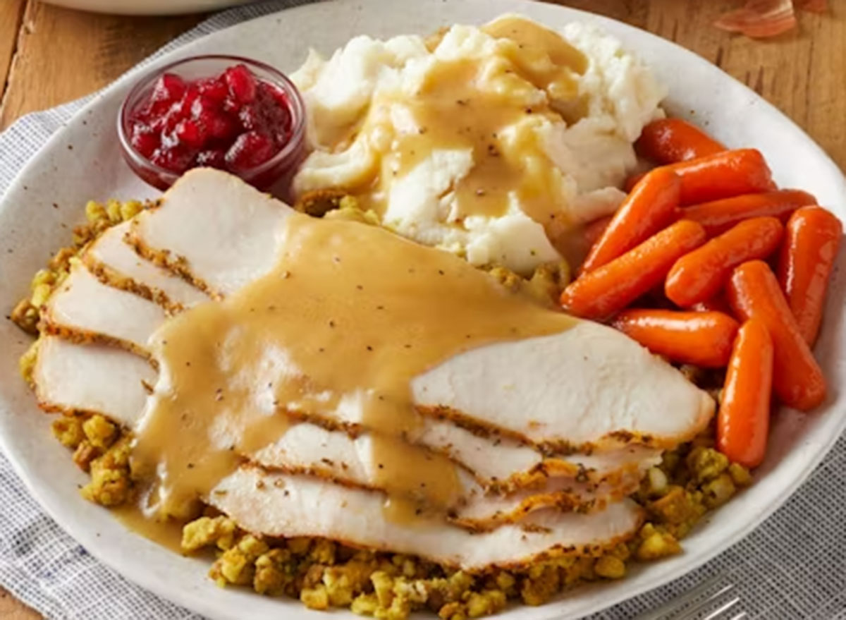 7 Restaurant Chains With the Best Turkey Dinners for the Holidays