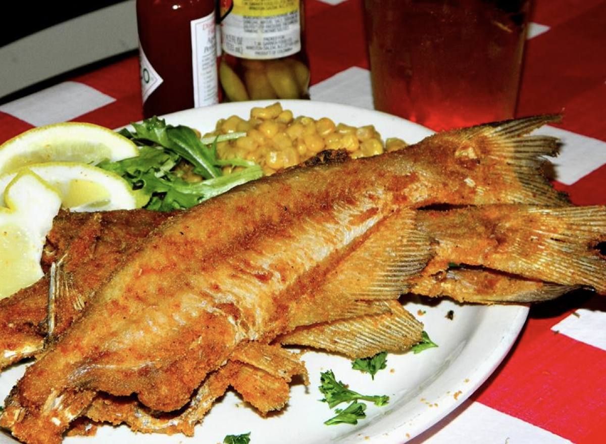 5 Restaurant Chains Chefs Say Serve the Best Fried Catfish