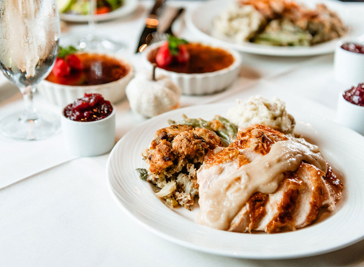 7 Restaurant Chains With the Best Turkey Dinners for the Holidays