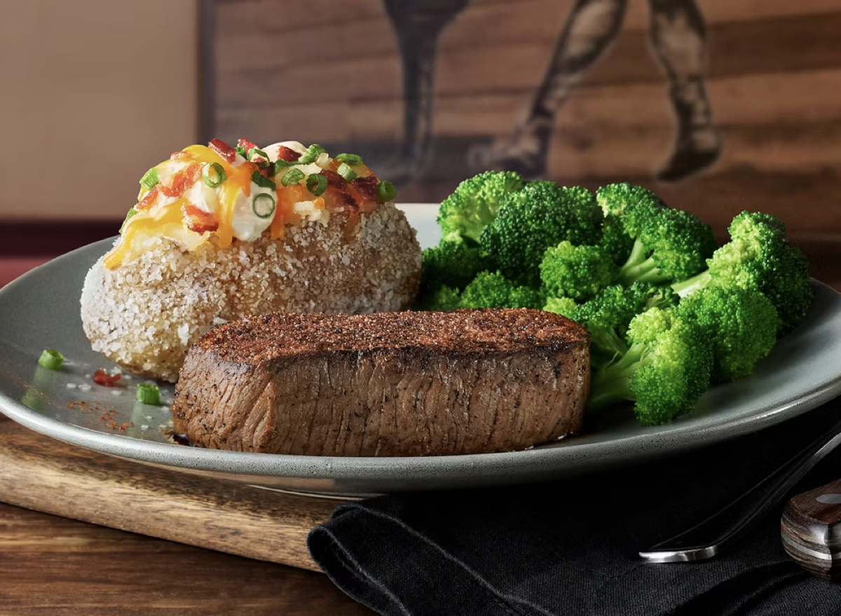 6 Steakhouse Chains With the Best Steaks for Under $20