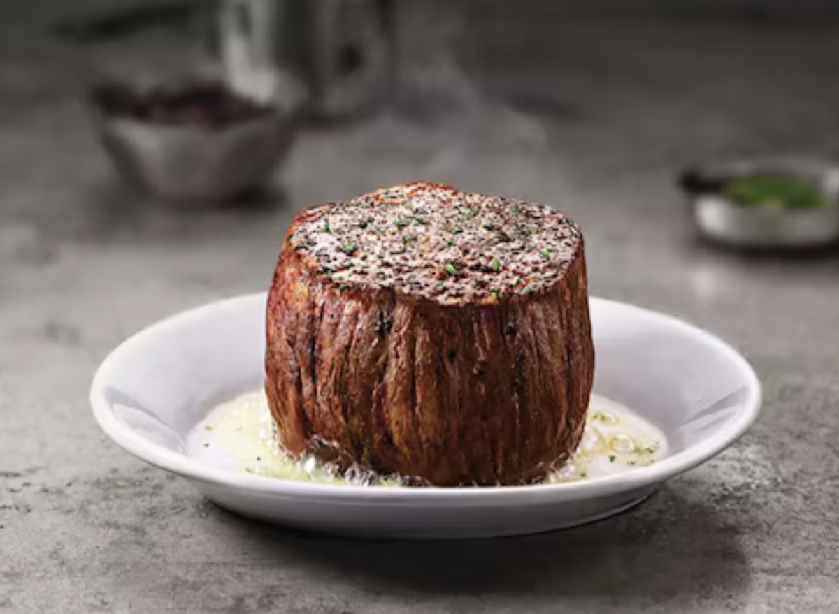 5 Restaurant Chains with the Best Filet Mignon, According to Chefs