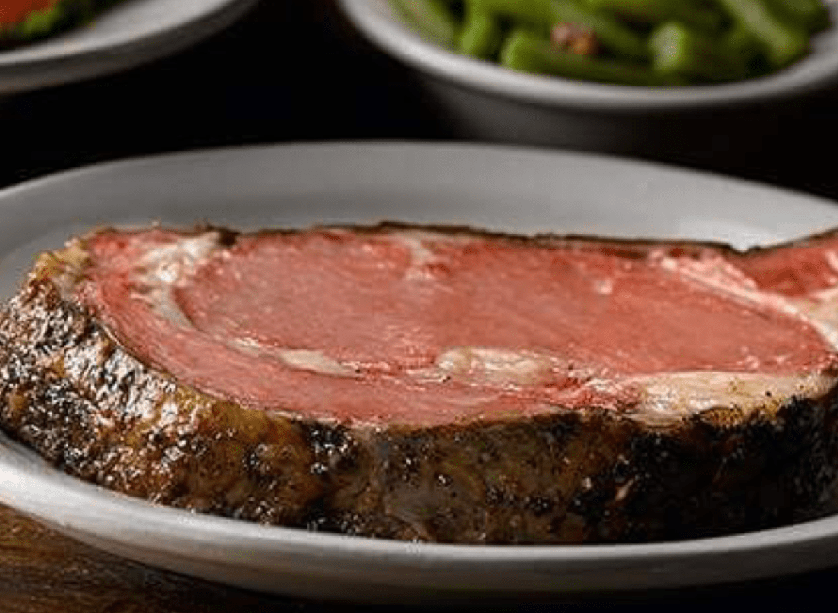 7 Restaurant Chains With the Best Prime Rib Dinners for the Holidays