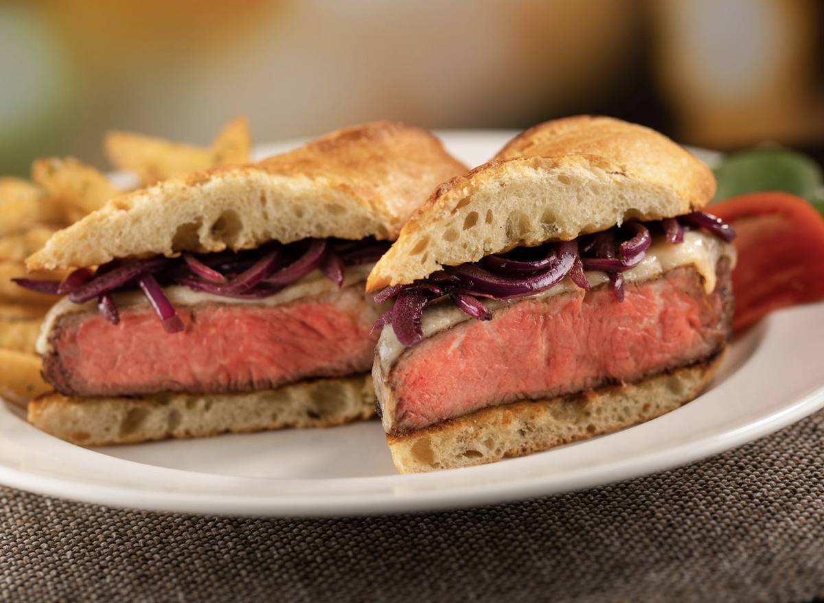 7 Chain Restaurants With the Best Steak Sandwiches, According to Diners