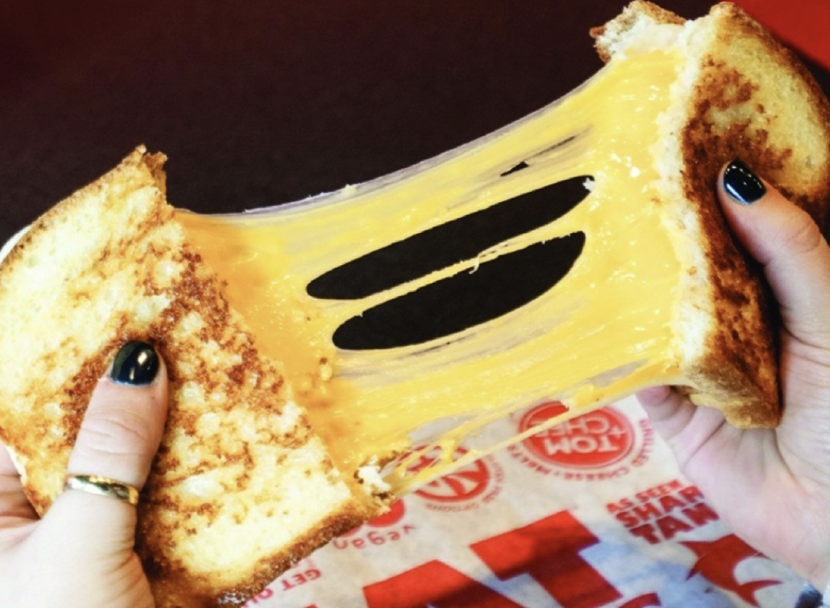 7 Chain Restaurants With the Best Grilled Cheese, According to Diners