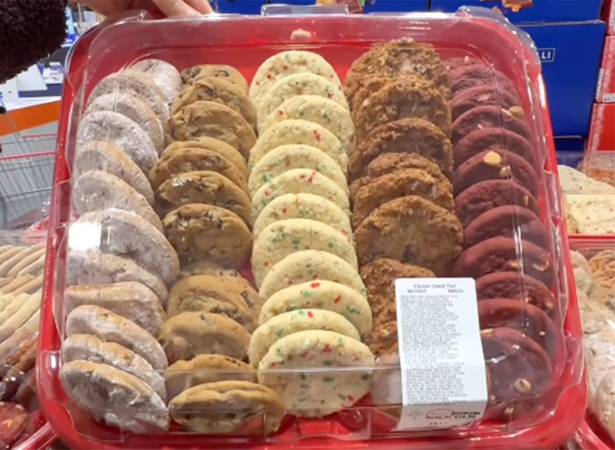 7 Best Christmas Cookies at Costco This Week