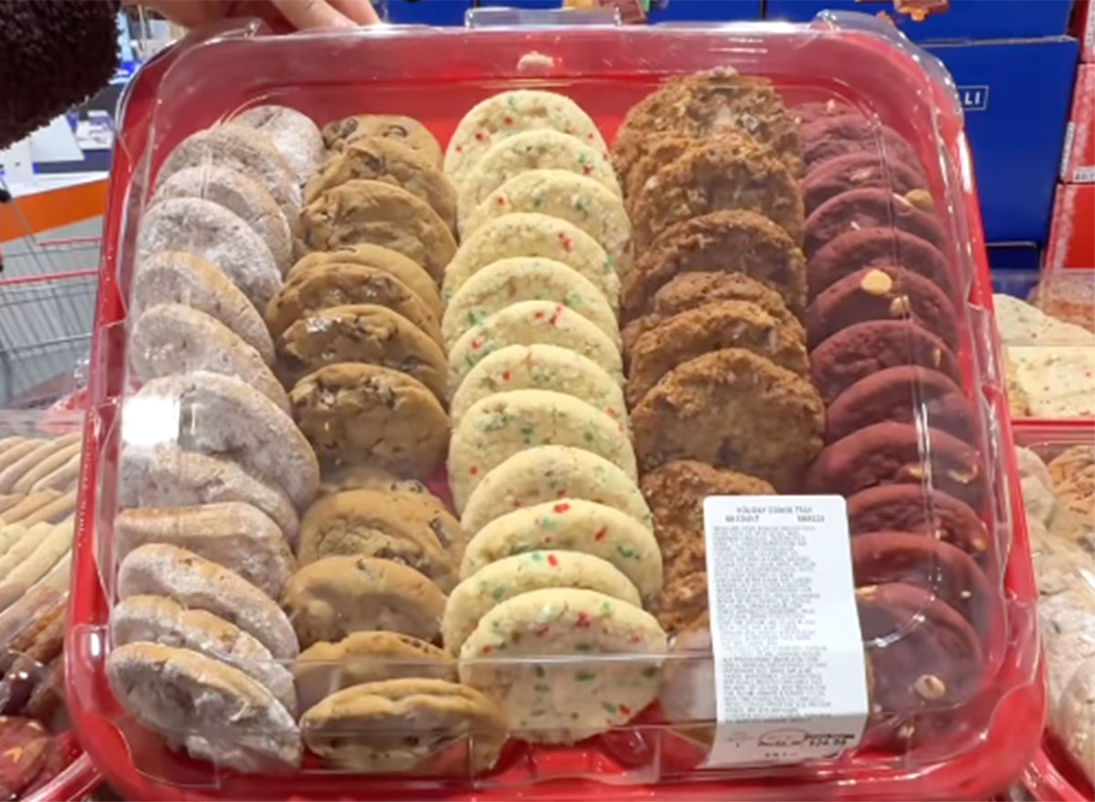 7 Best Christmas Cookies at Costco This Week