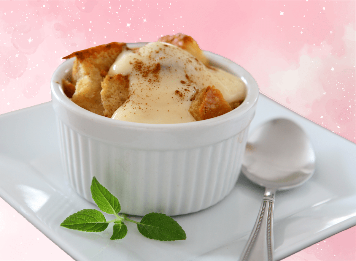 5 Restaurant Chains With the Best Bread Pudding, According to Chefs