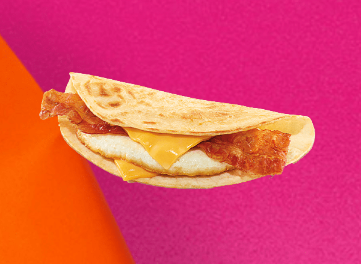 7 Best Dunkin' Donuts Orders, According to Diners
