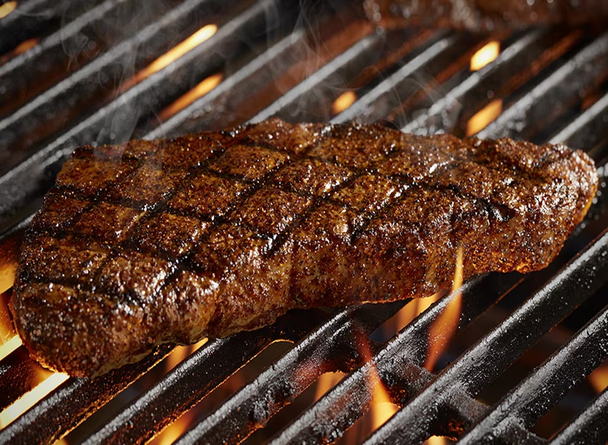 7 Chain Restaurants With the Best New York Strip, According to Diners