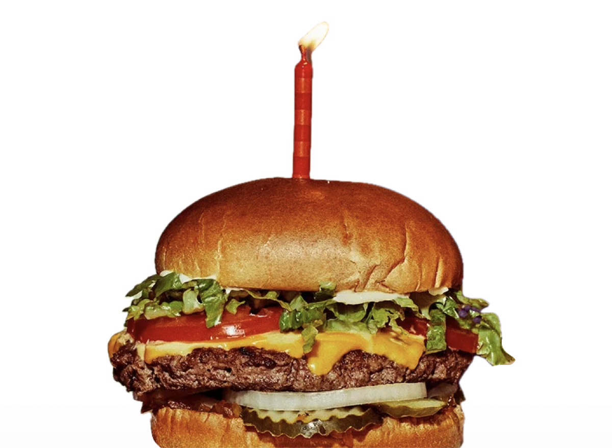 8 Chain Restaurants For the Best Birthday Freebies