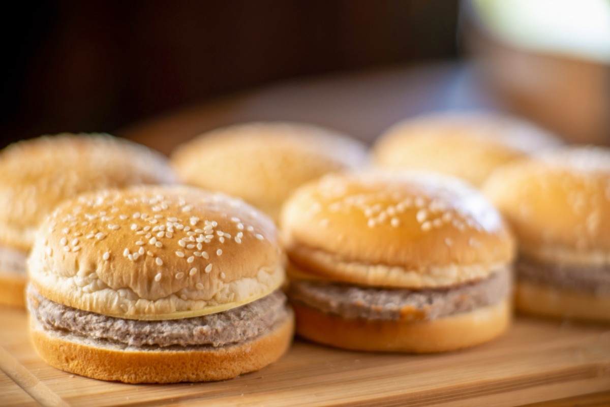 6 Best Frozen Cheeseburgers, According to Shoppers
