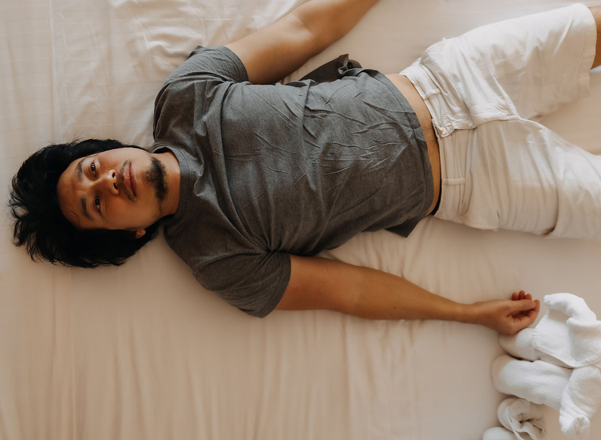 8-Minute Bed Routine to Rebuild Muscle After 65 (CPT)